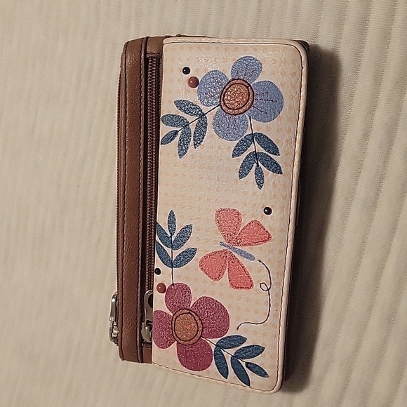 Relic | Bags | Relic Wallet | Poshmark